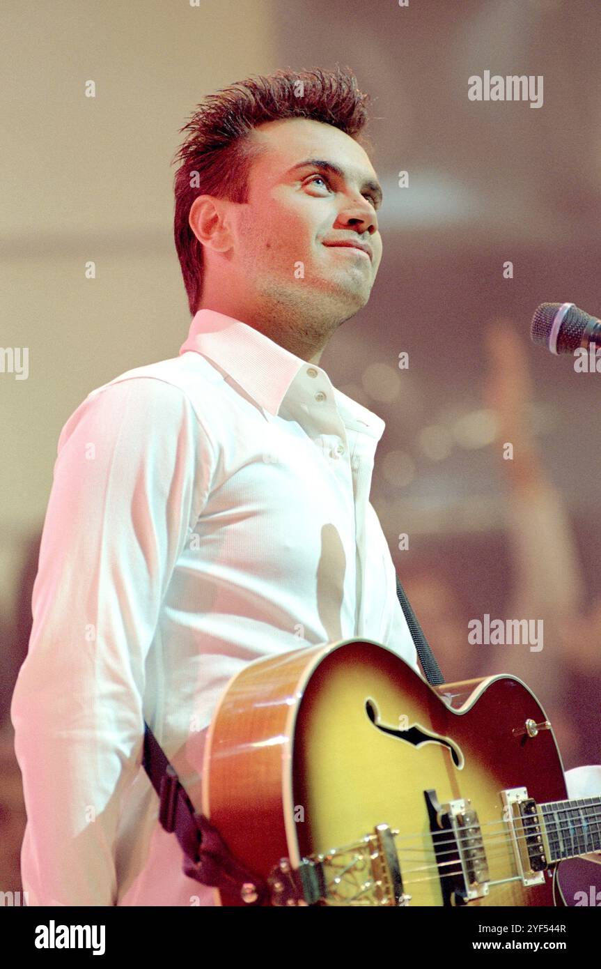 Nek photographs 1996 hi-res stock photography and images - Alamy