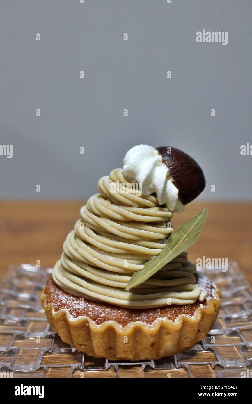 Mashed cake hi-res stock photography and images - Alamy