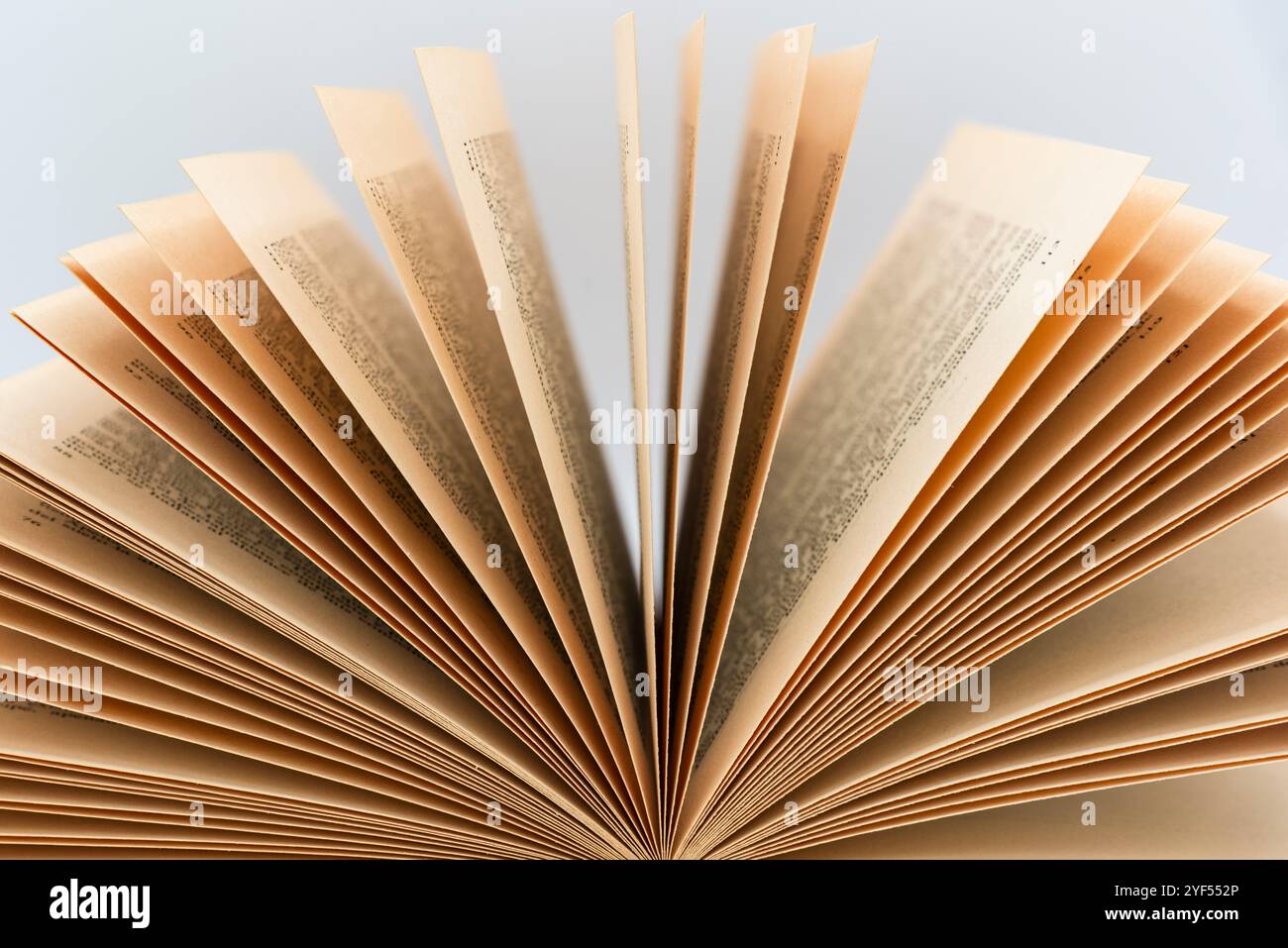 Aprendizaje de papel hi-res stock photography and images - Alamy