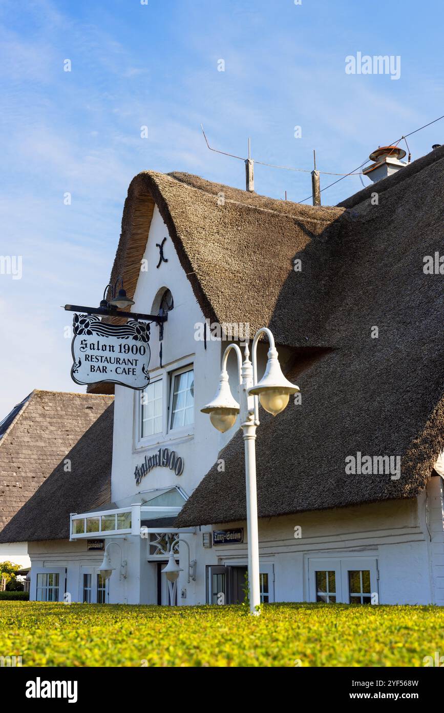 Salon 1900 restaurant hi-res stock photography and images - Alamy