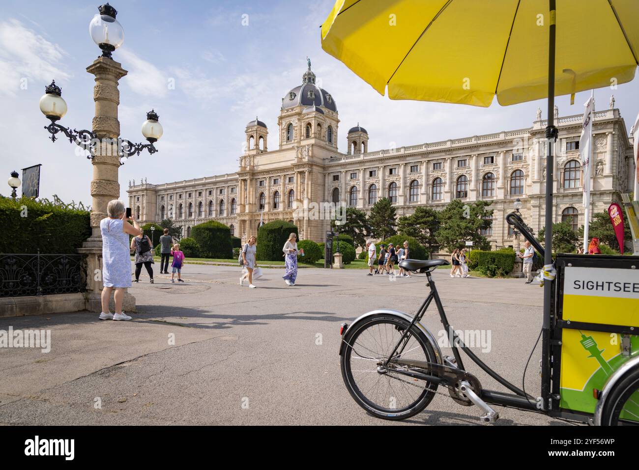 Museumsquartier colourful hi-res stock photography and images - Alamy