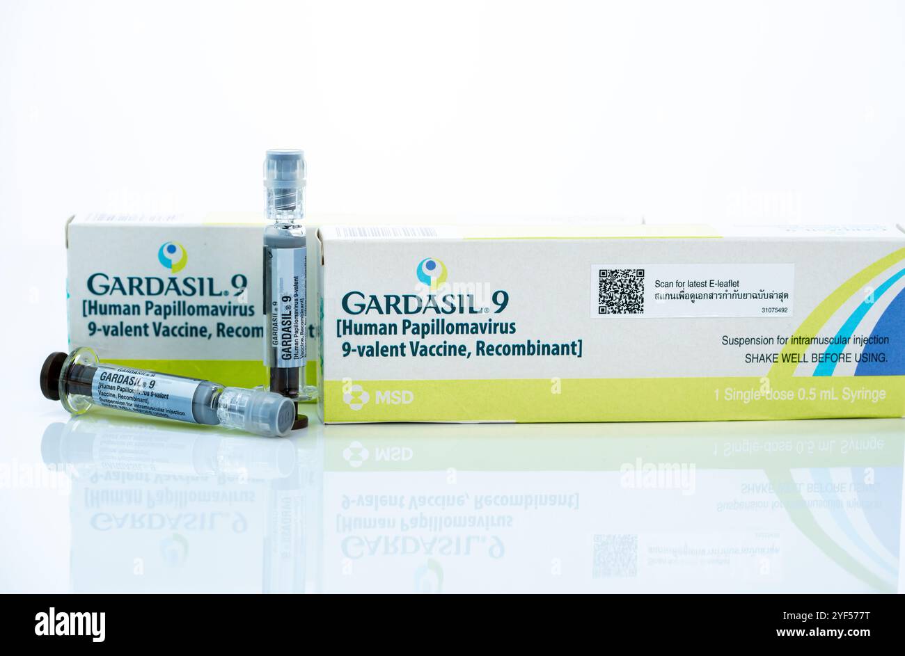 Gardasil dose hi-res stock photography and images - Alamy