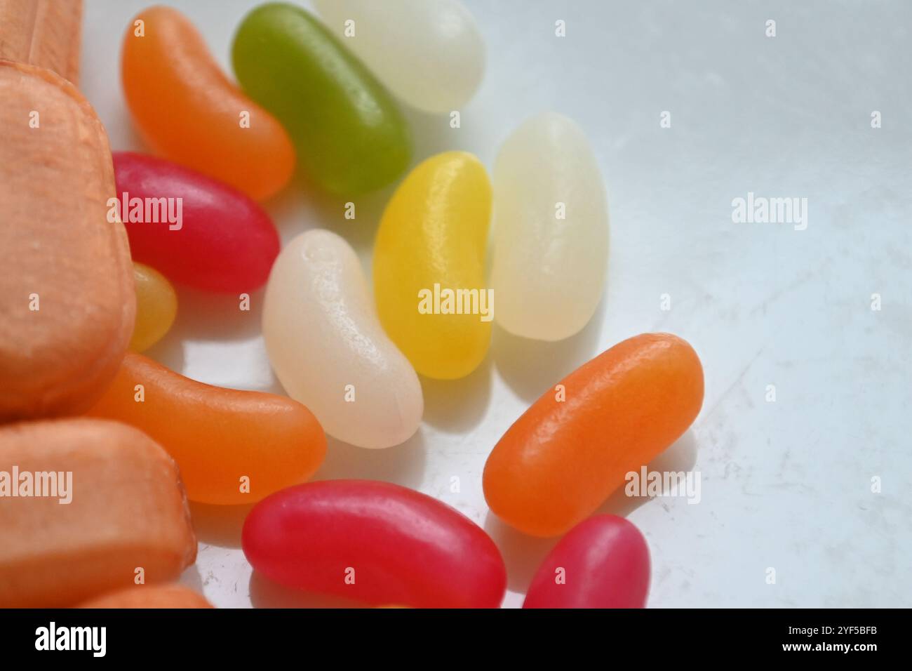 Jelly beans of all colors hi-res stock photography and images - Alamy