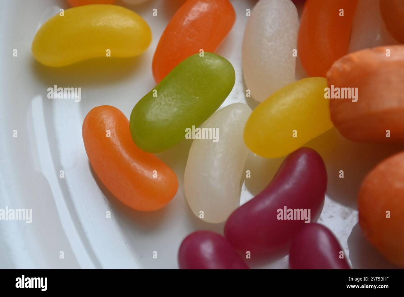 Jelly beans of all colors hi-res stock photography and images - Alamy