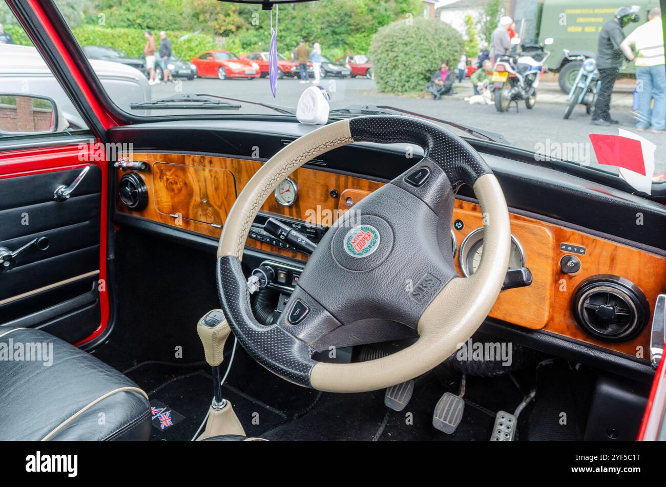 Classic mini cooper interior hi-res stock photography and images - Alamy