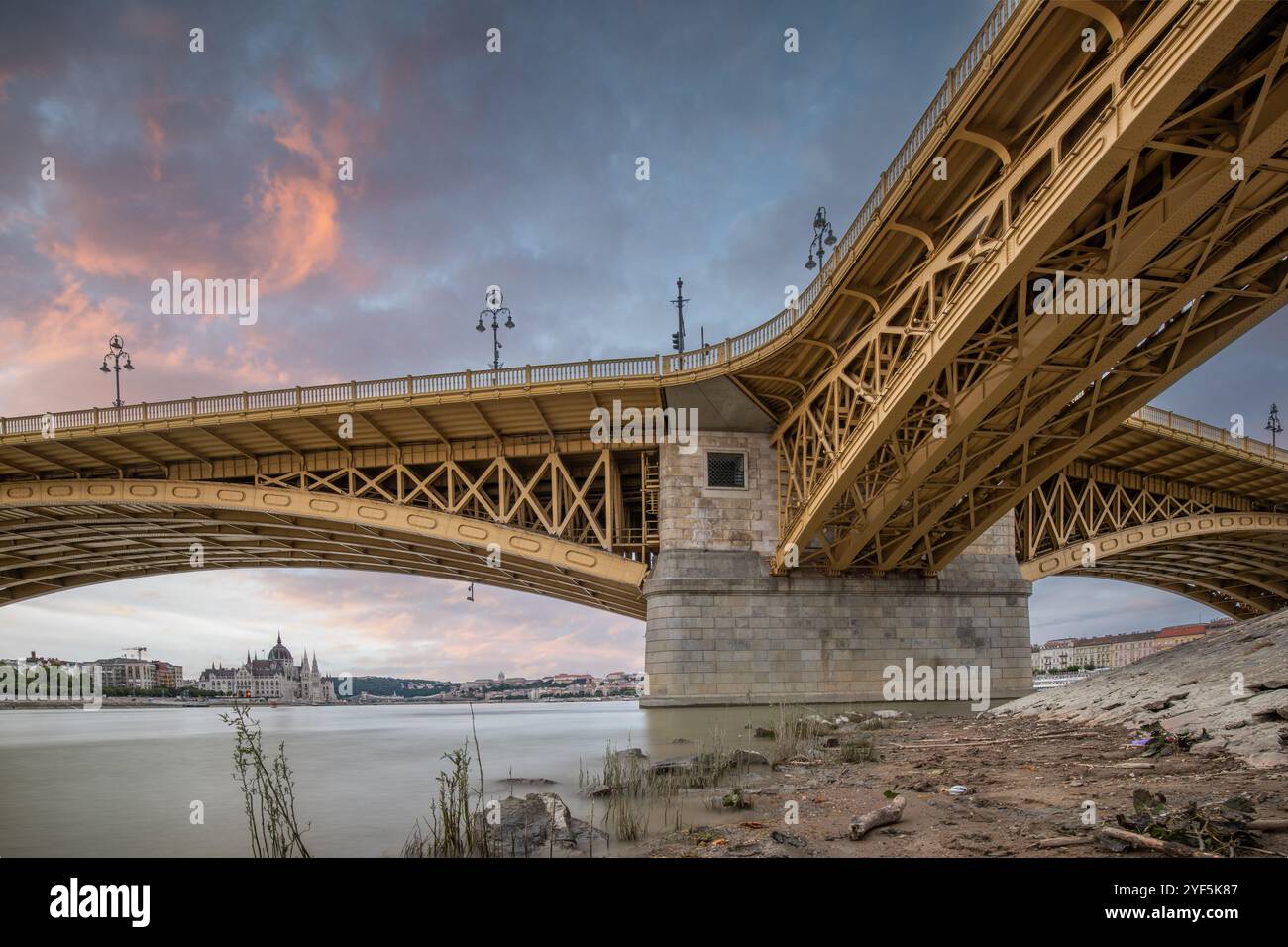 Sunset on margaret bridge hi-res stock photography and images - Alamy