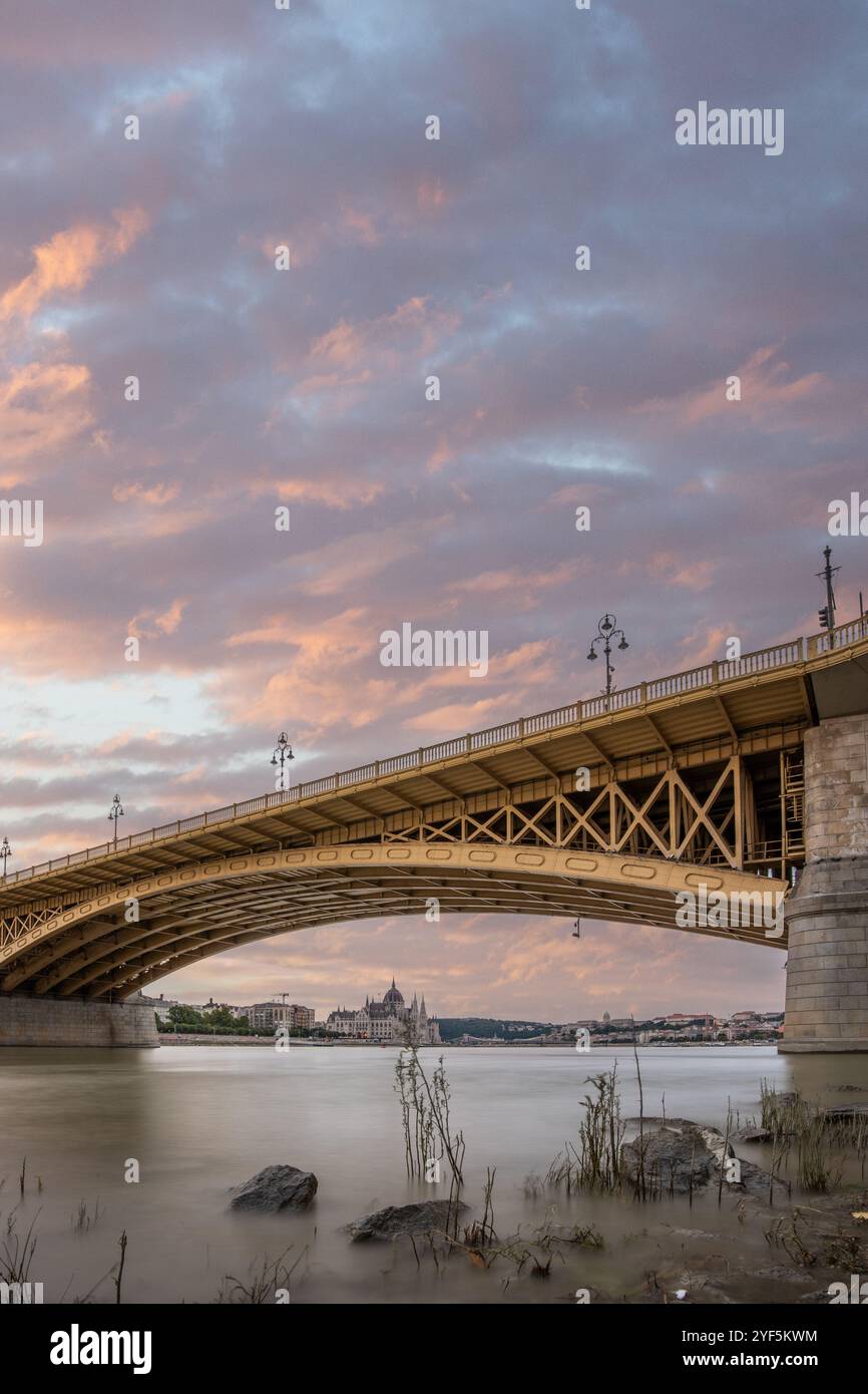 Sunset on margaret bridge hi-res stock photography and images - Alamy