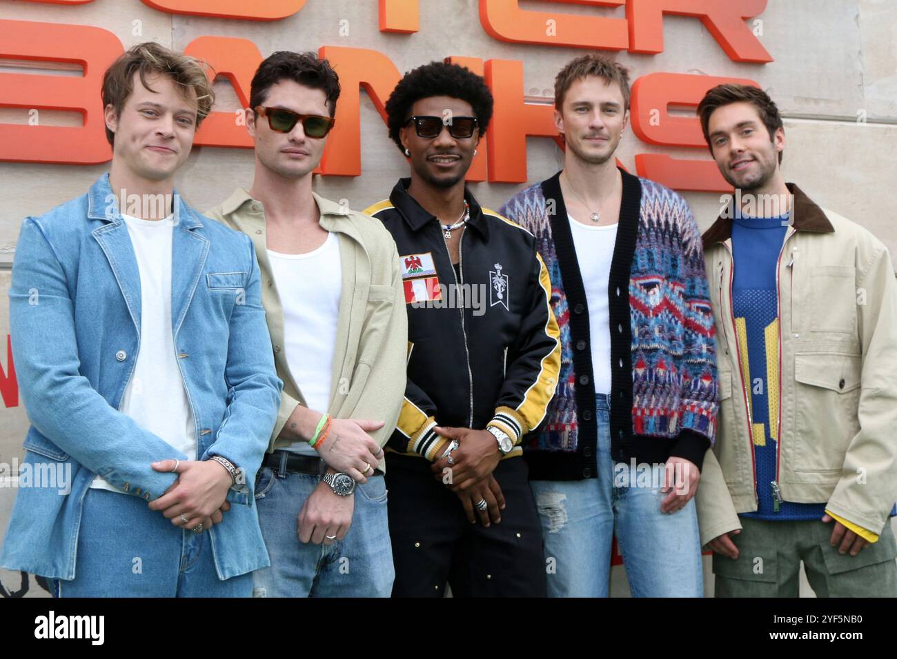 LOS ANGELES - NOV 2: Rudy Pankow, Chase Stokes, Jonathan Daviss, Drew ...