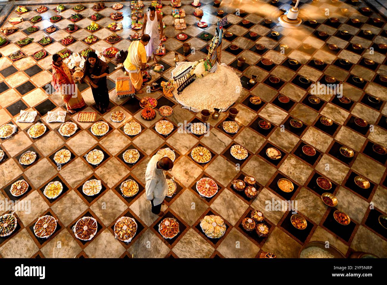 Naba brindaban temple hi-res stock photography and images - Alamy