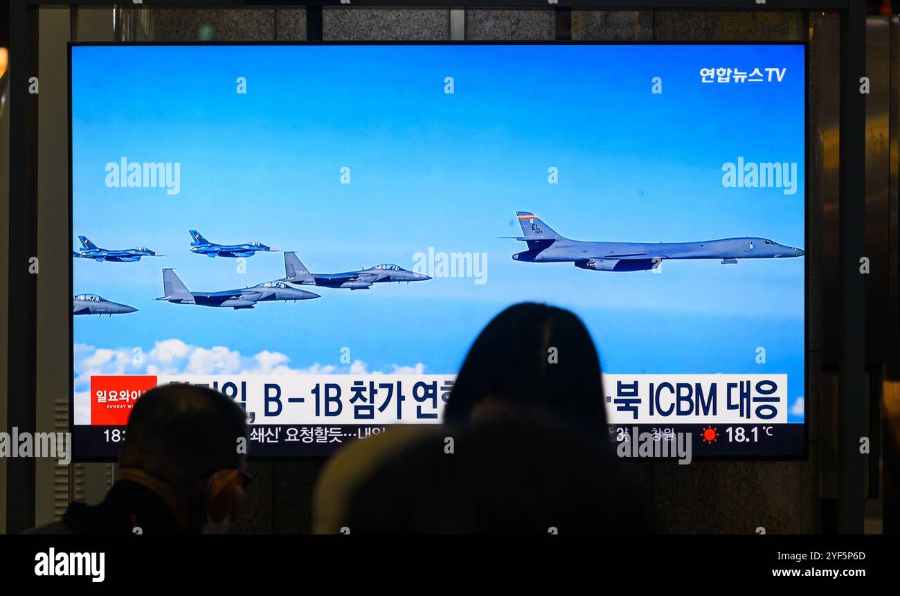 Seoul, South Korea. 3rd Nov, 2024. A 24-hour Yonhapnews TV broadcast at ...