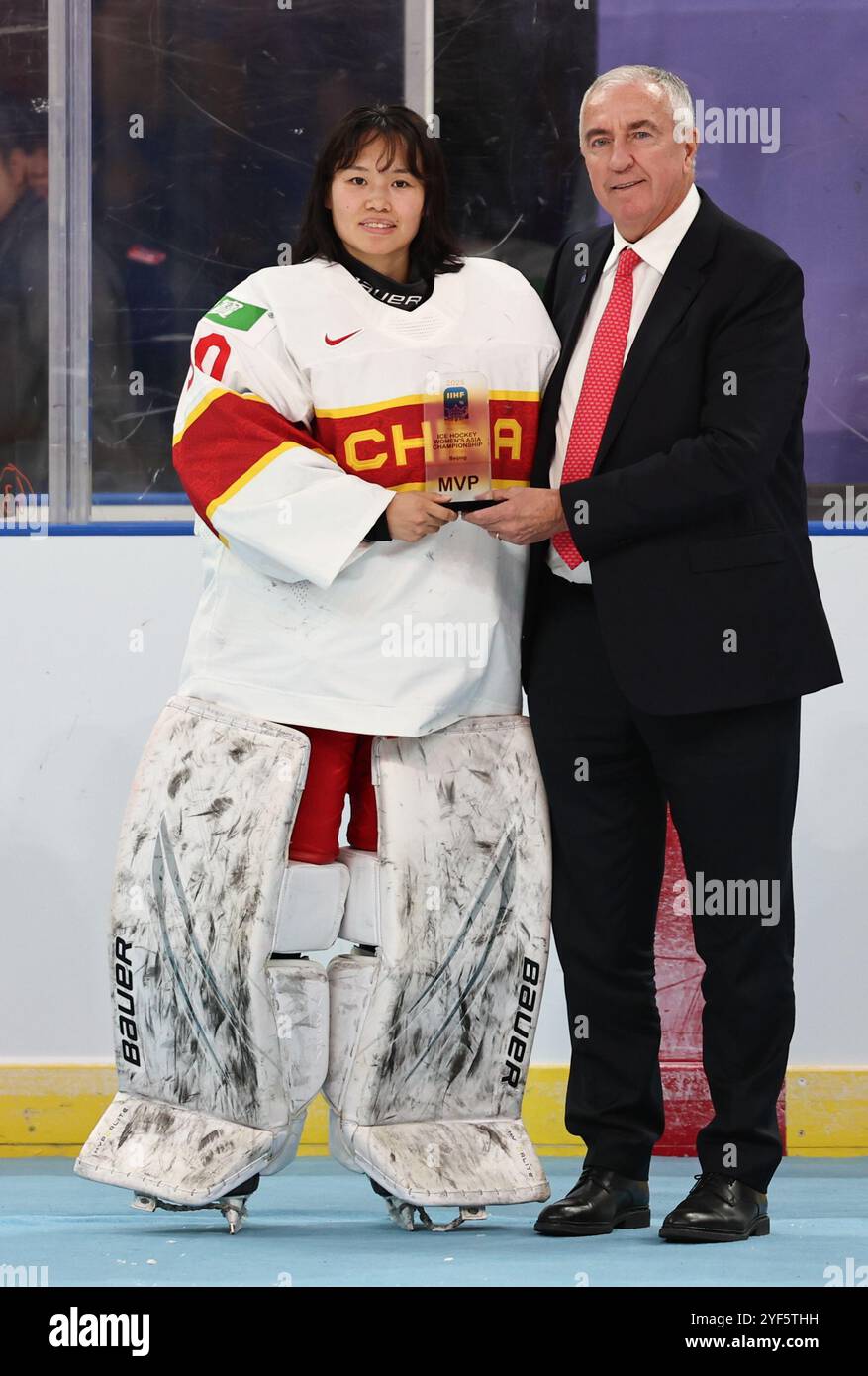 Beijing, China. 3rd Nov, 2024. Wang Yuqing (L) of China poses with ...