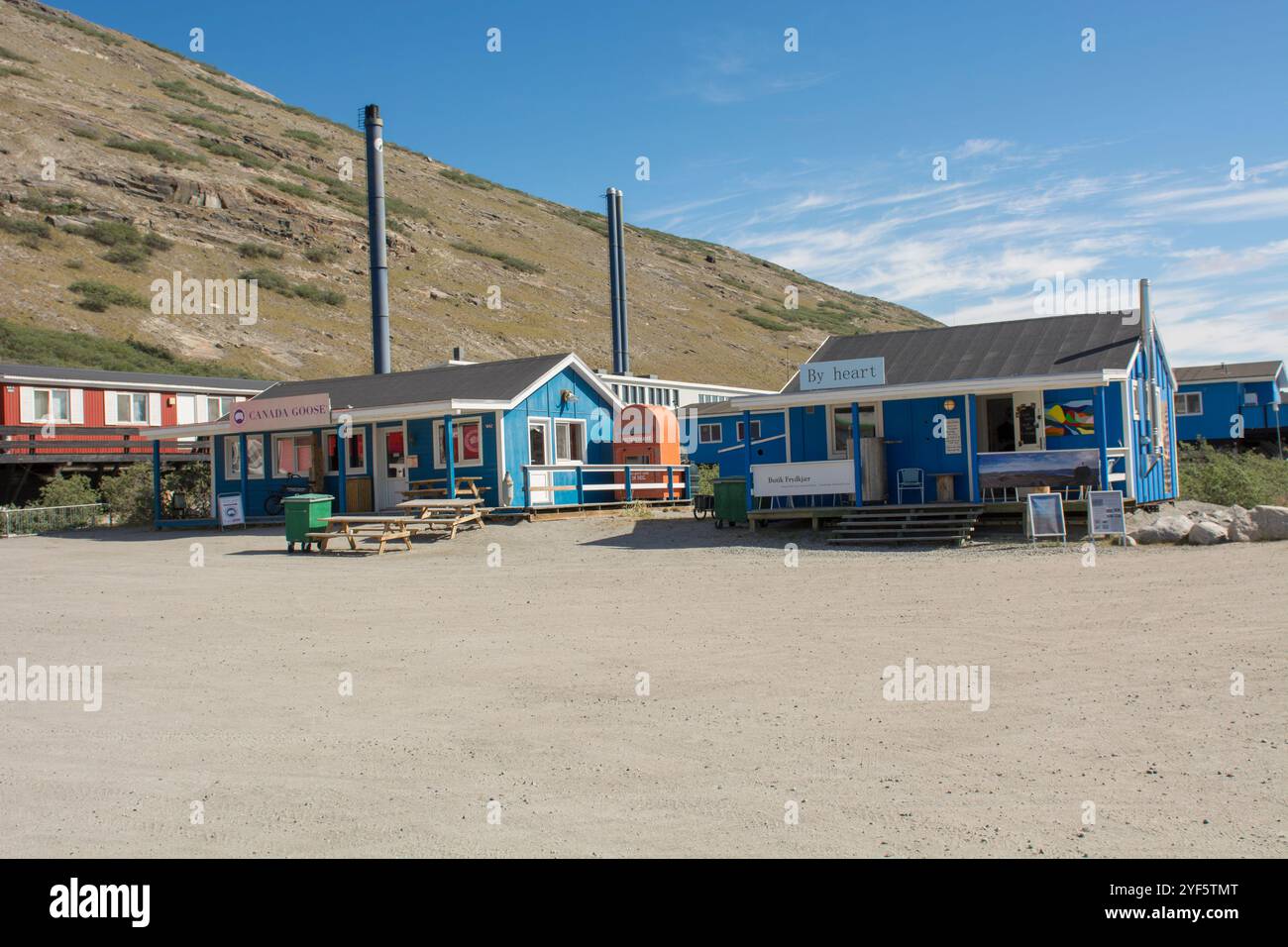 This stunning image captures the unique setting of Kangerlussuaq ...