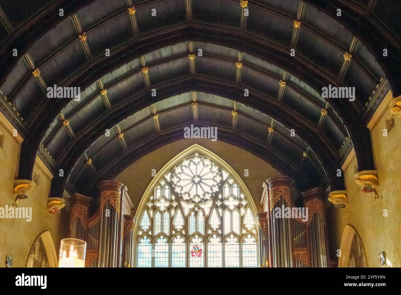 Tudor style ceiling hi-res stock photography and images - Alamy