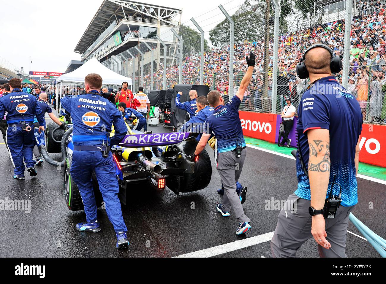 Sao Paulo, Brazil. 03rd Nov, 2024. Franco Colapinto (ARG) Williams Racing FW46 on the grid. 03. ...
