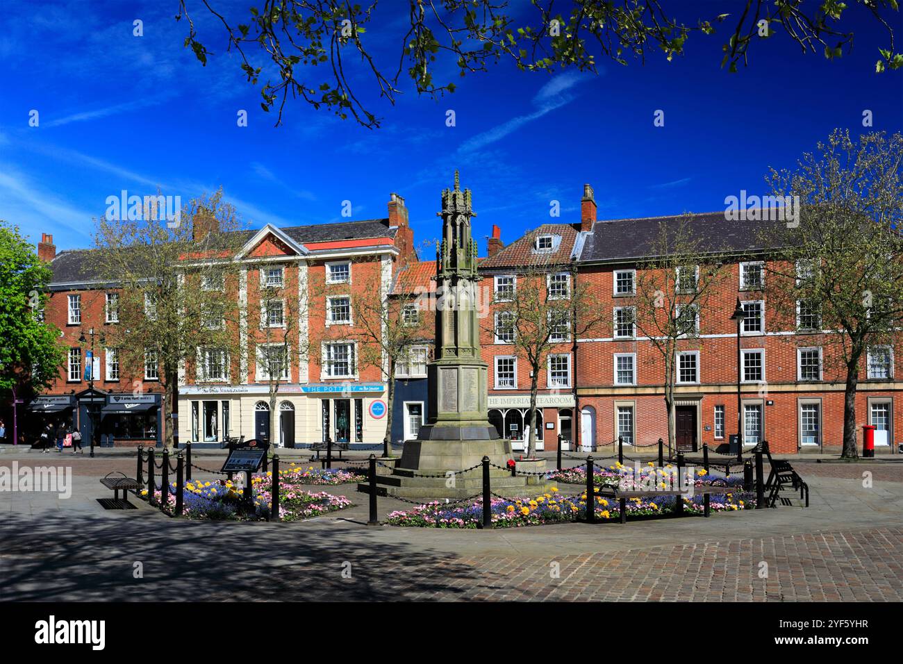 The market square and war memorial in Retford town, Bassetlaw ...