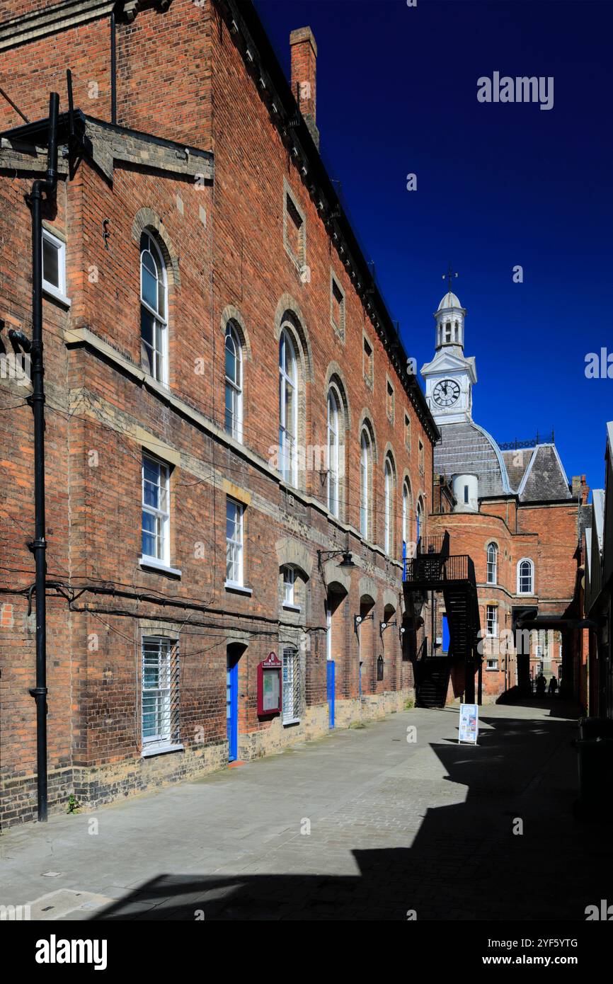 The Townhall Yard and Retford Registration Office, Retford town ...