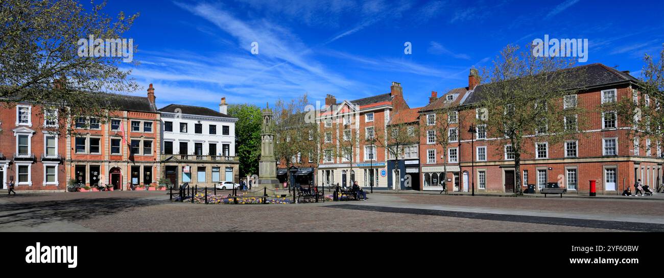 The market square and war memorial in Retford town, Bassetlaw ...