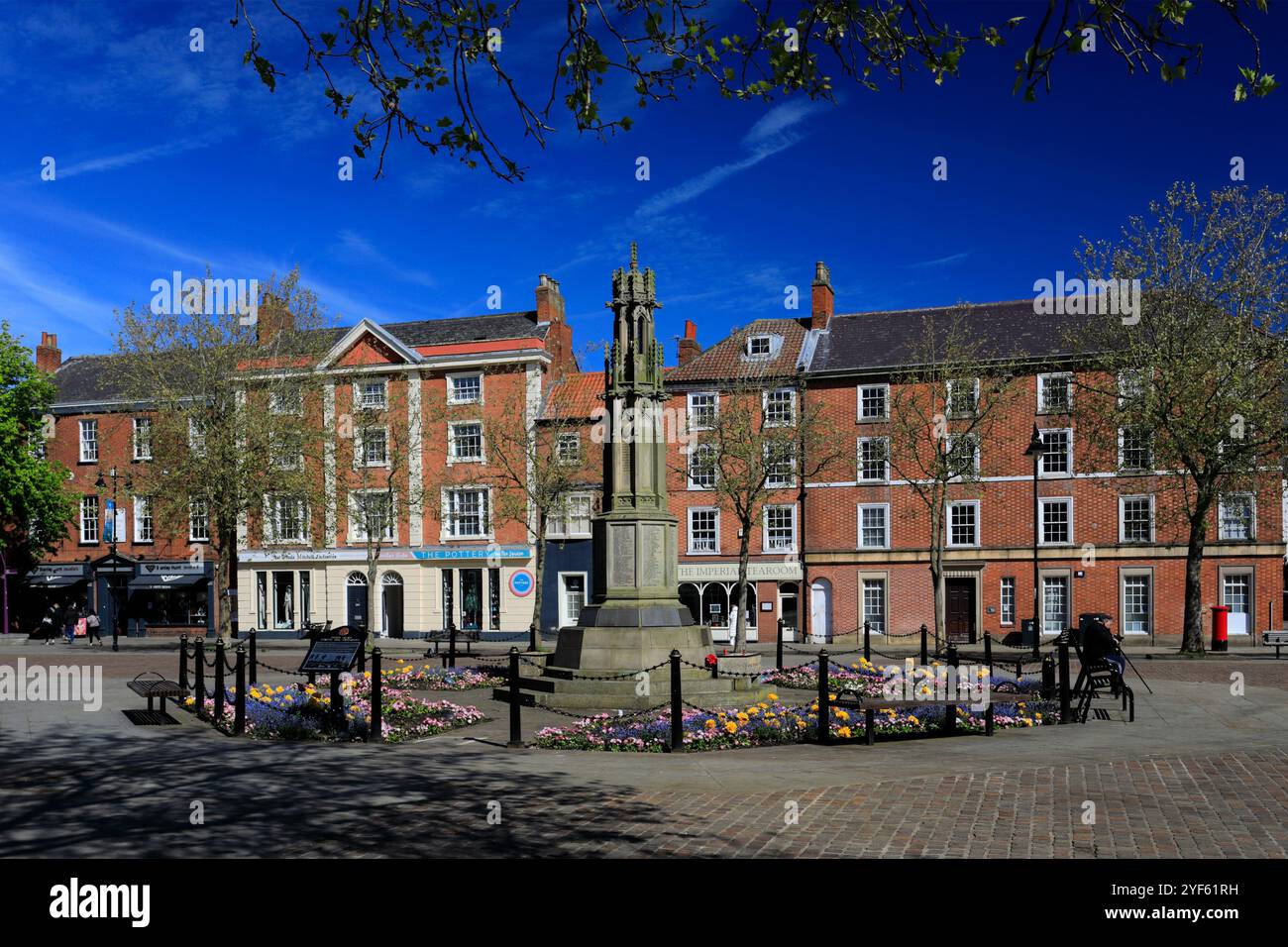 The market square and war memorial in Retford town, Bassetlaw ...