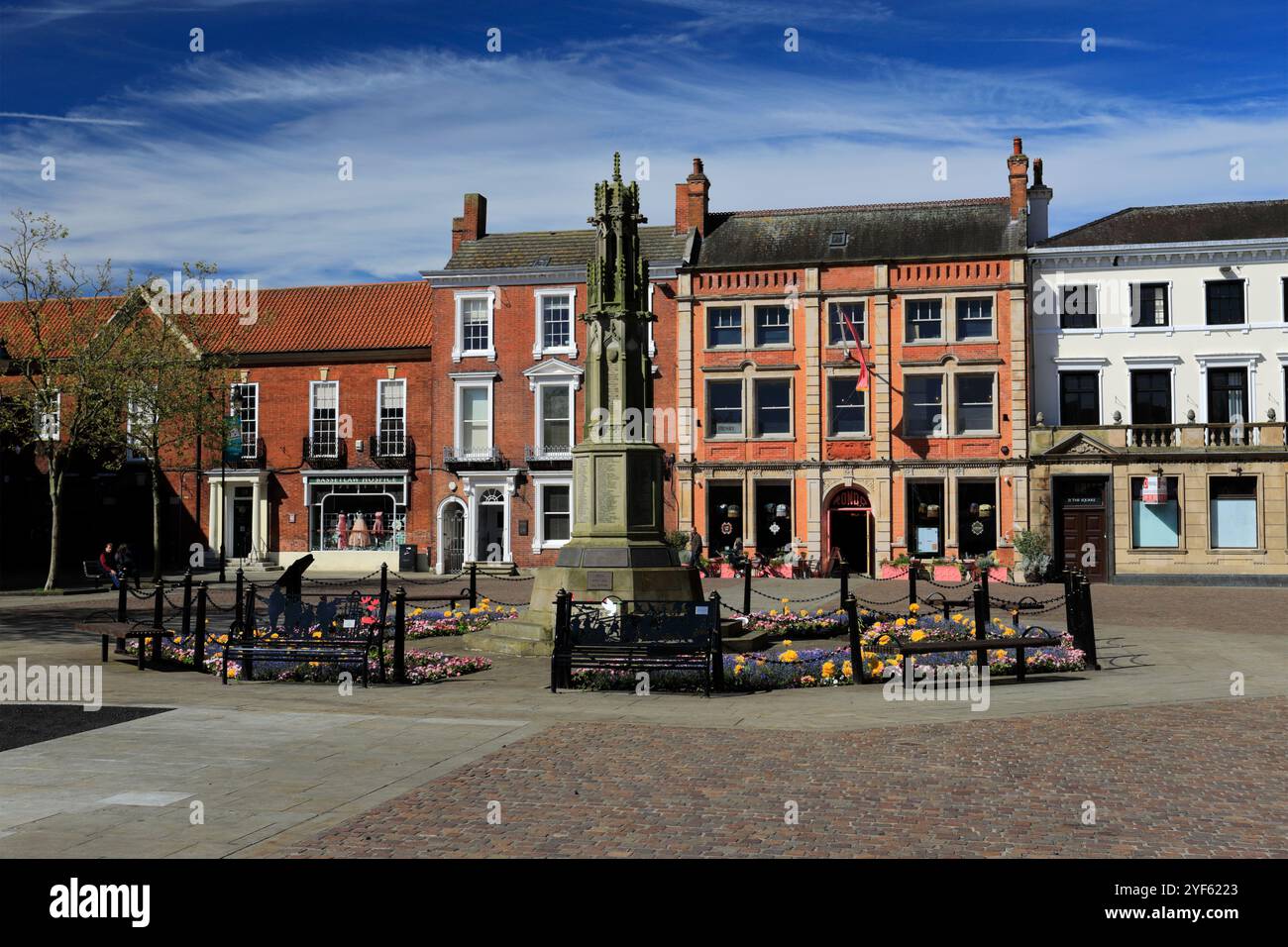 The market square and war memorial in Retford town, Bassetlaw ...