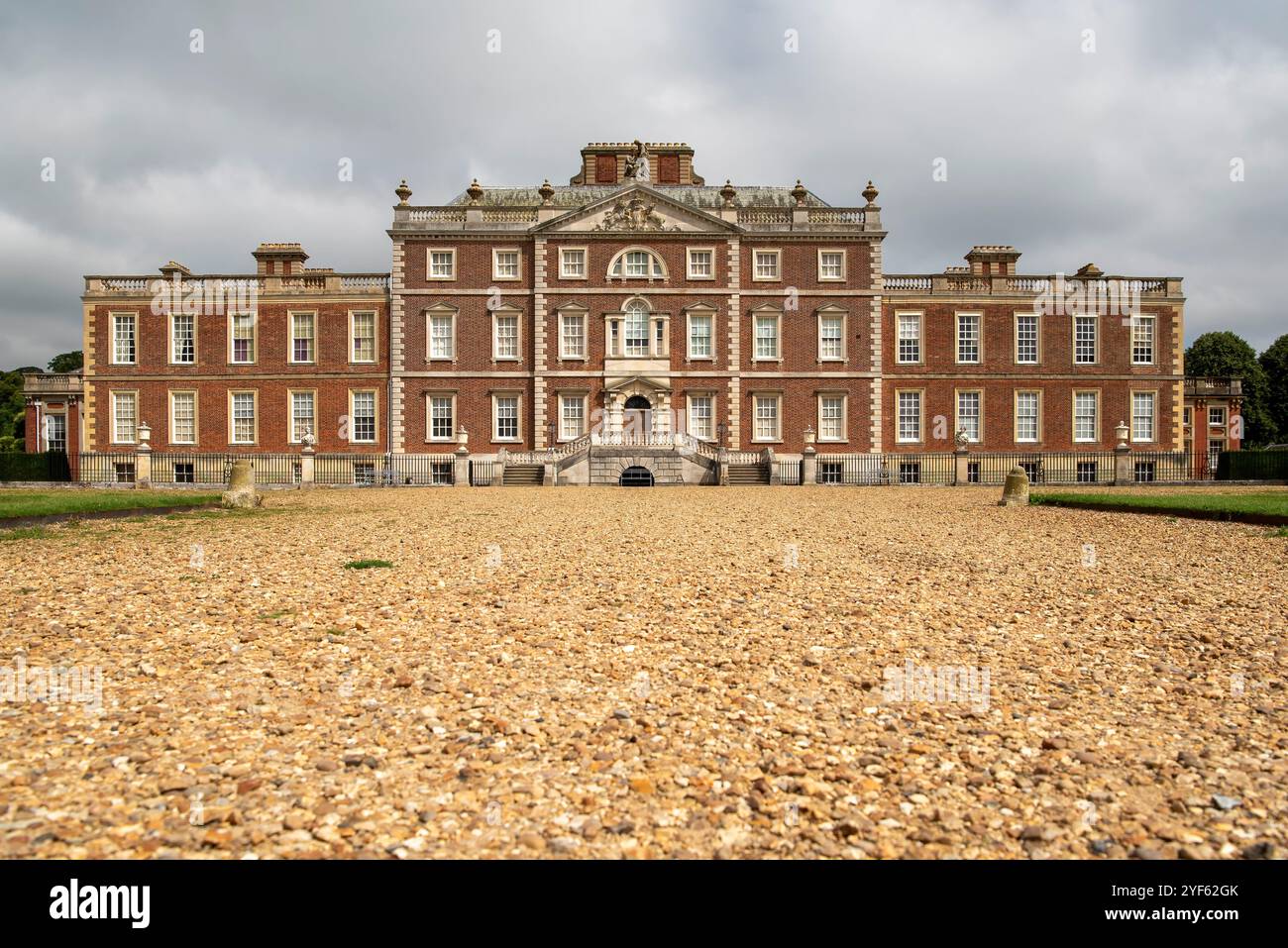 Wimpole hall hi-res stock photography and images - Alamy