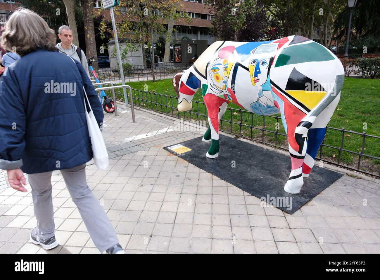 A cow-shaped sculpture painted at the Madrid Cow Gallery, on 3 ...