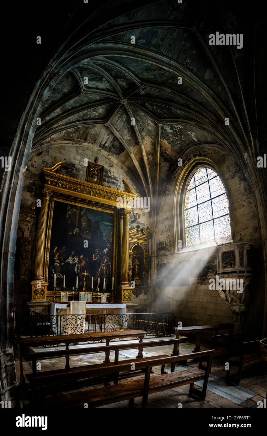 Interior of Saint-Trophime Primatial Catholic Church, painting above ...
