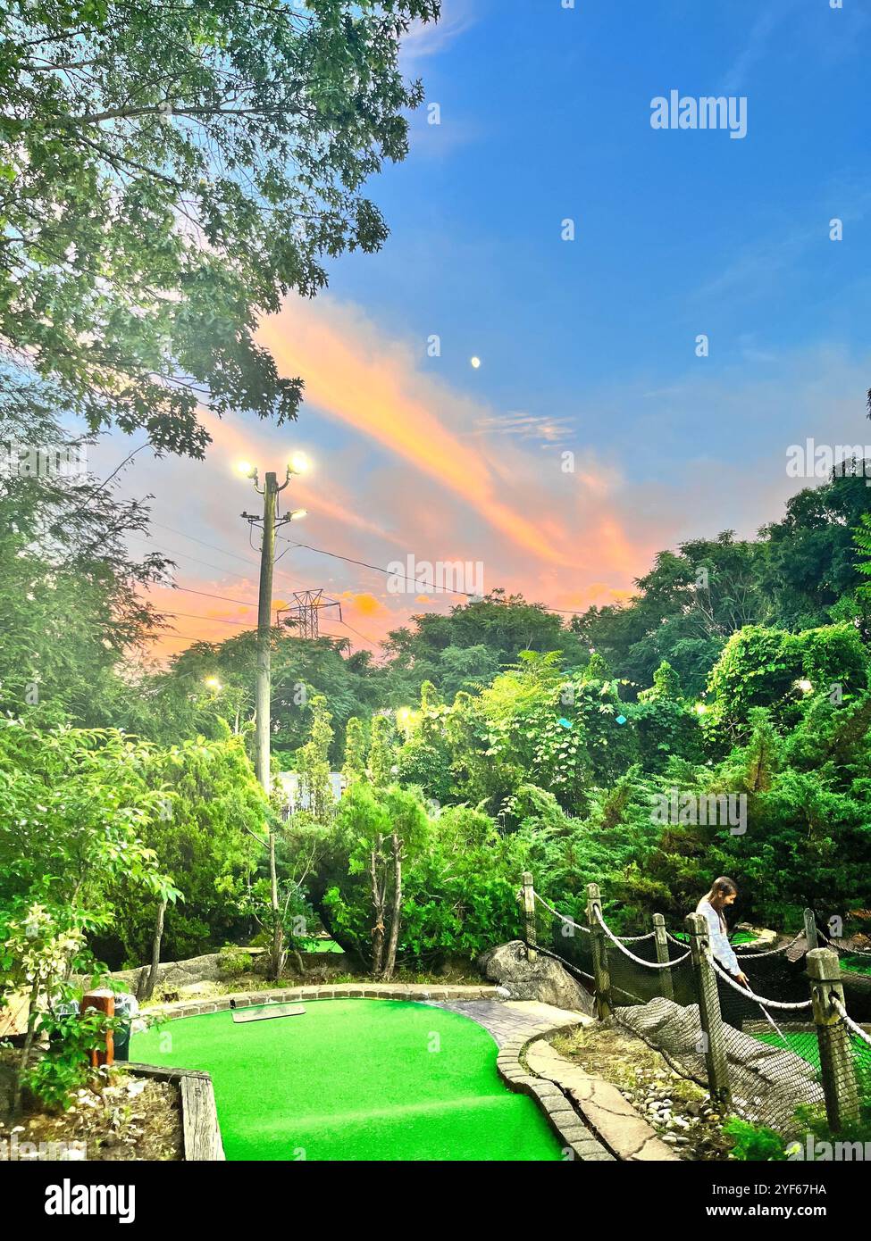 Golfgreen hi-res stock photography and images - Alamy