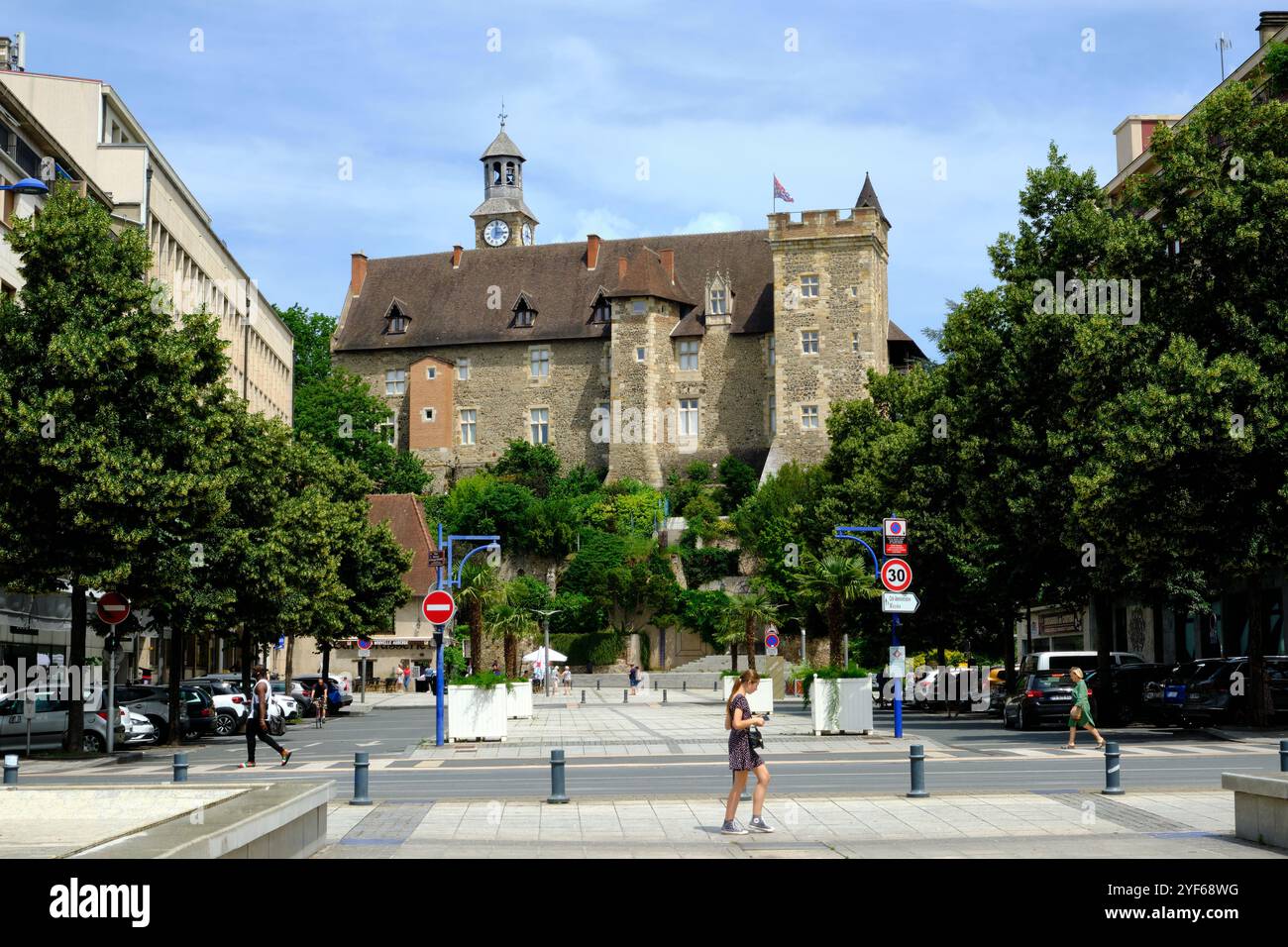 Historic landmarks in montlucon images hi-res stock photography and ...