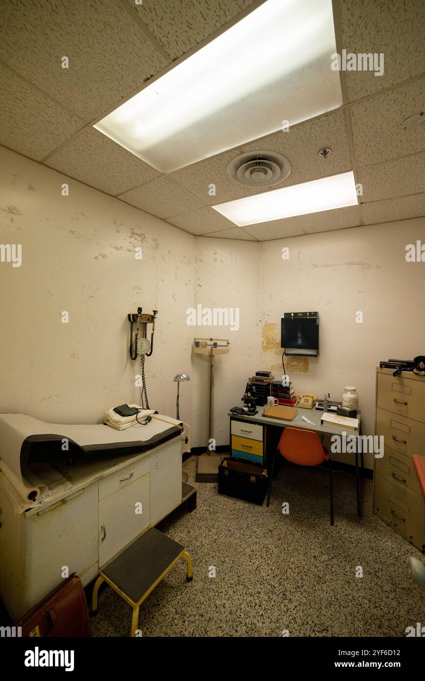 Examination room at the Diefenbunker, Carp, Ontario, Canada Stock Photo ...