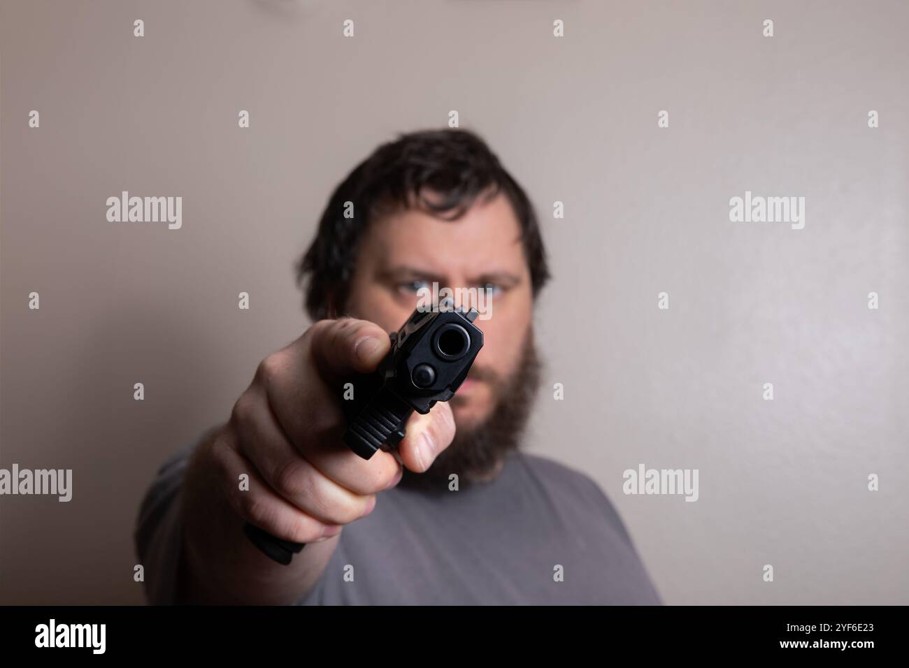 Focusing grip hi-res stock photography and images - Alamy