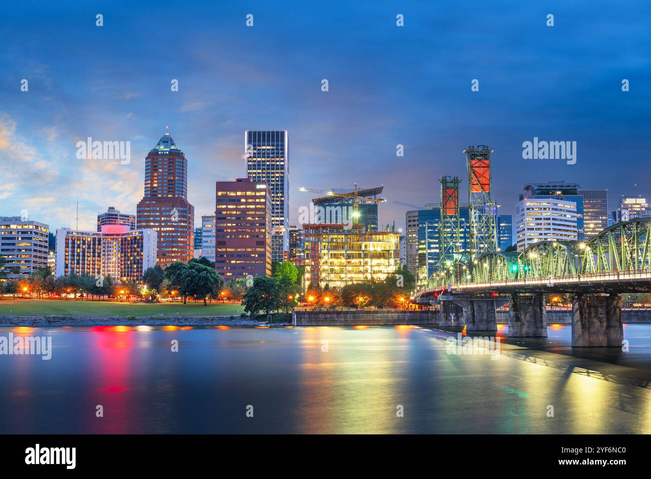 Portland oregon blue hi-res stock photography and images - Alamy