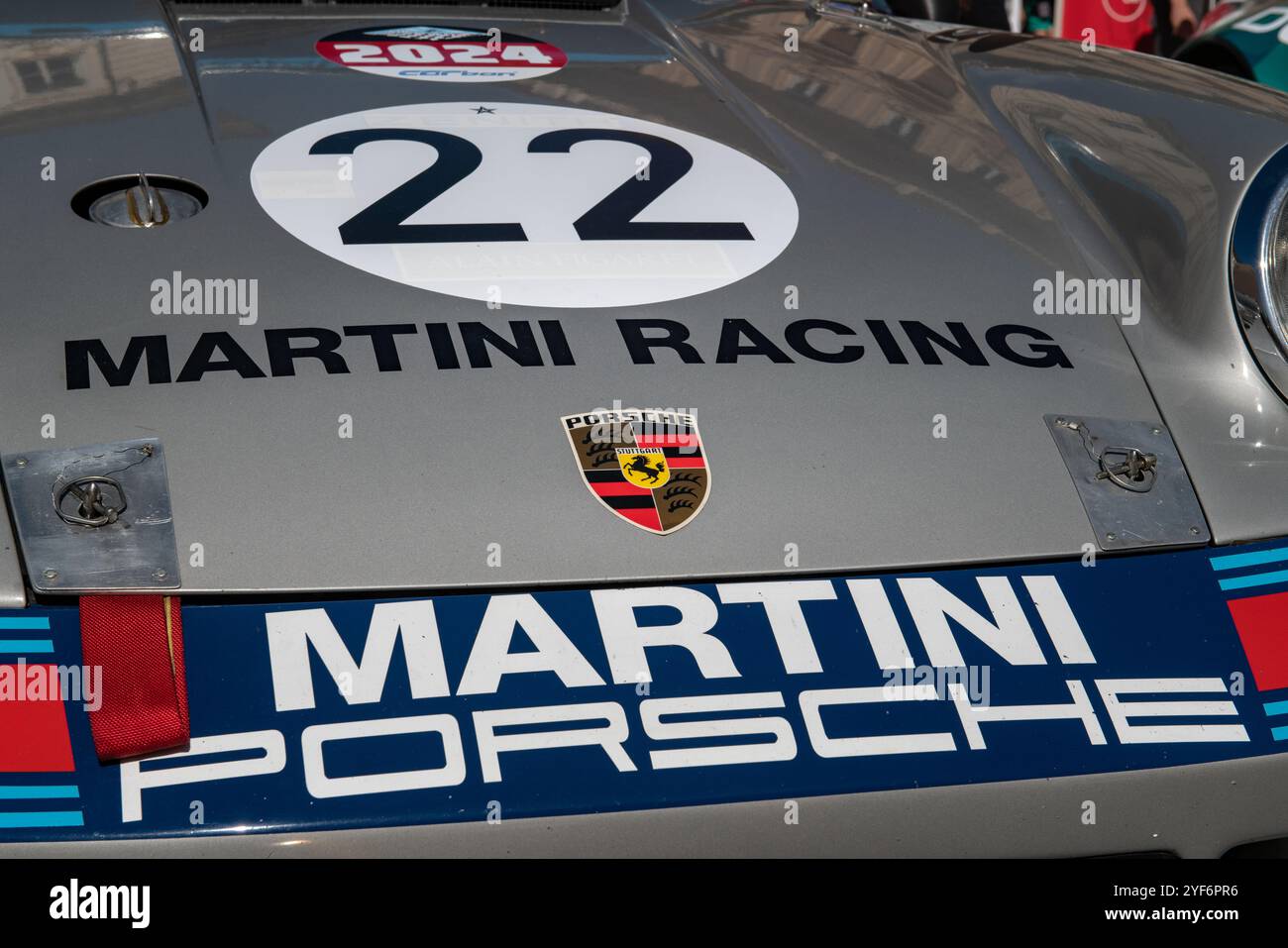 The Porsche race, historic brand of the German house today Volkswagen ...