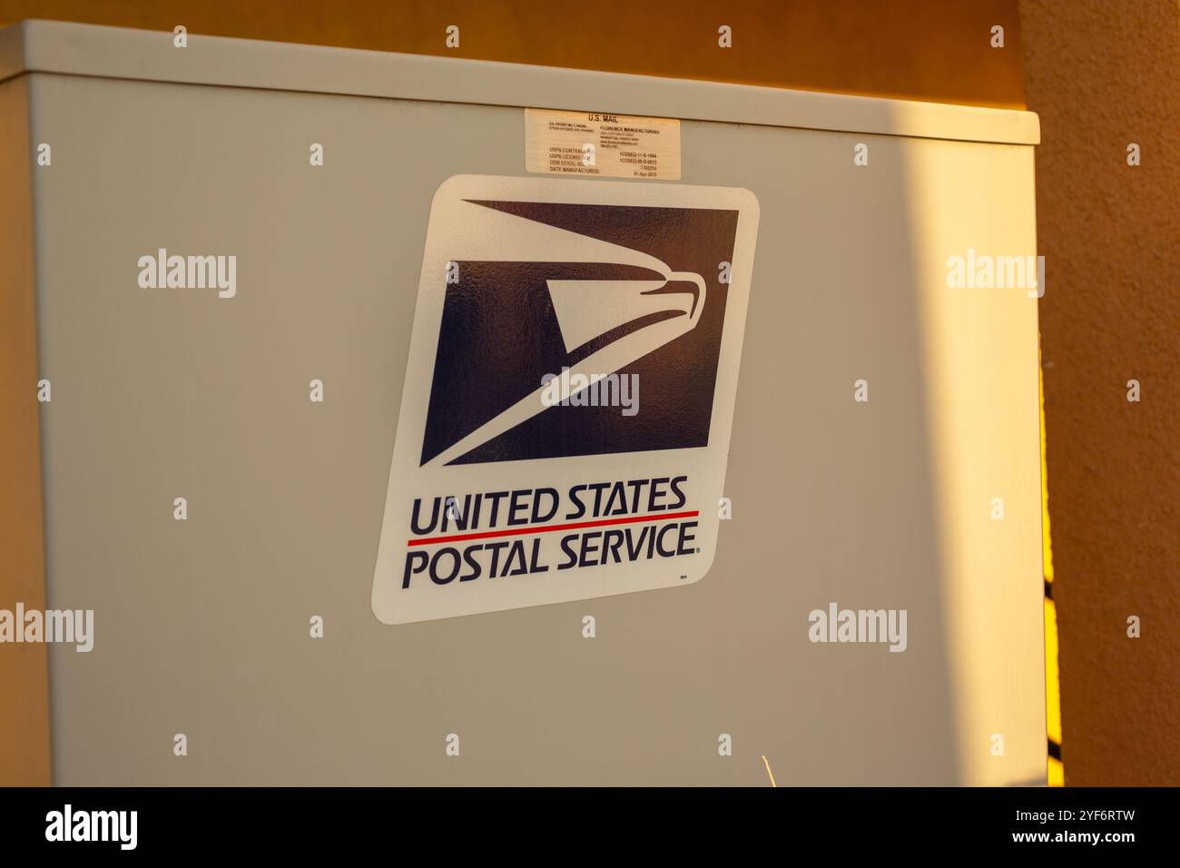 Usps logo hi-res stock photography and images - Alamy