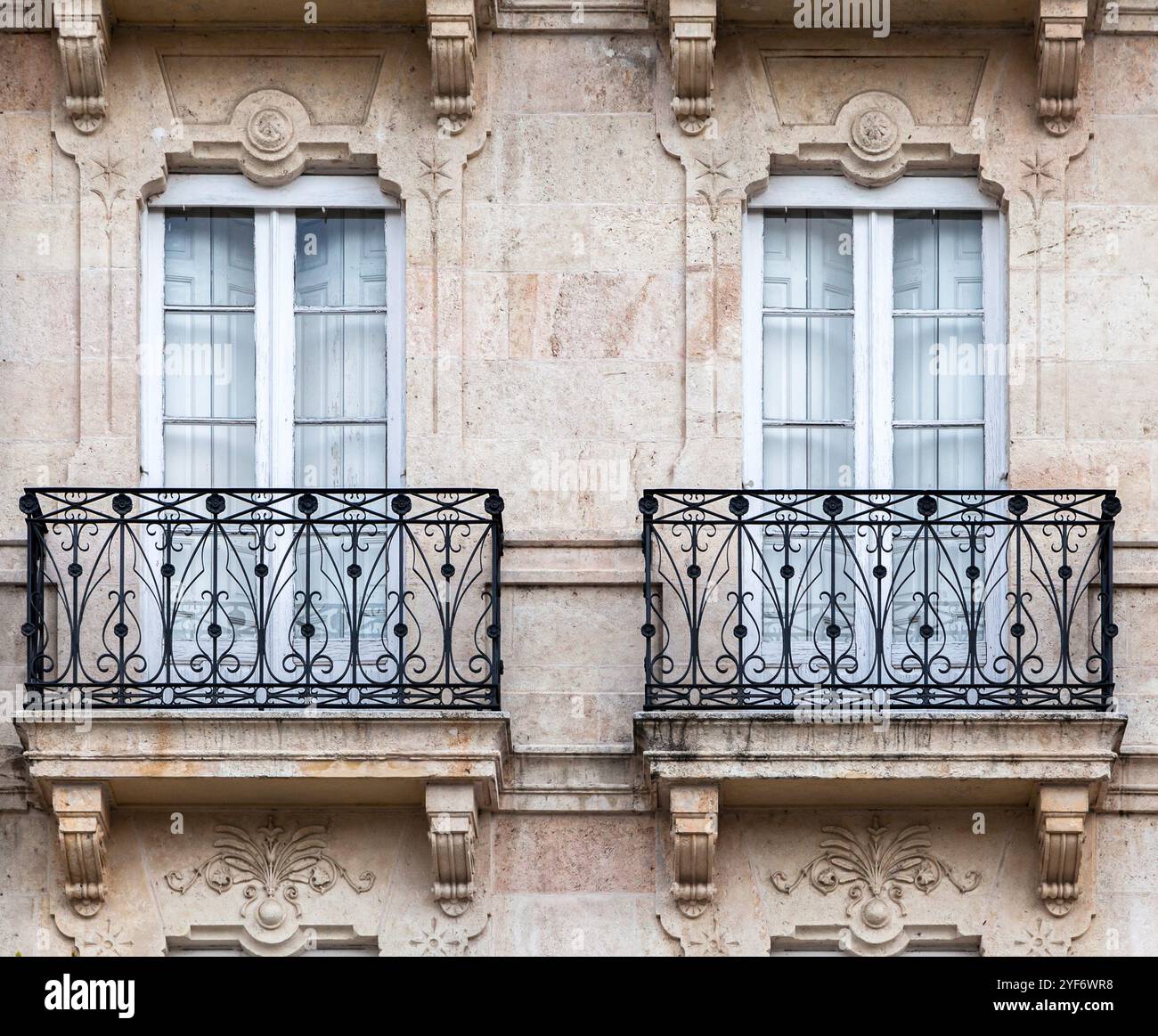 Paired balcony hi-res stock photography and images - Alamy