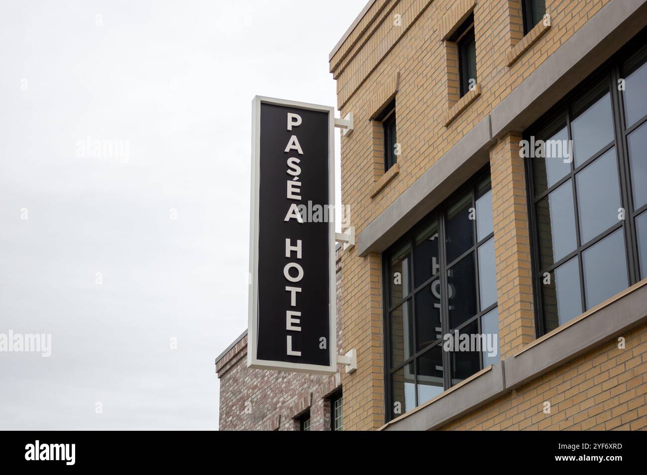 Huntington beach pasea hotel hi-res stock photography and images - Alamy