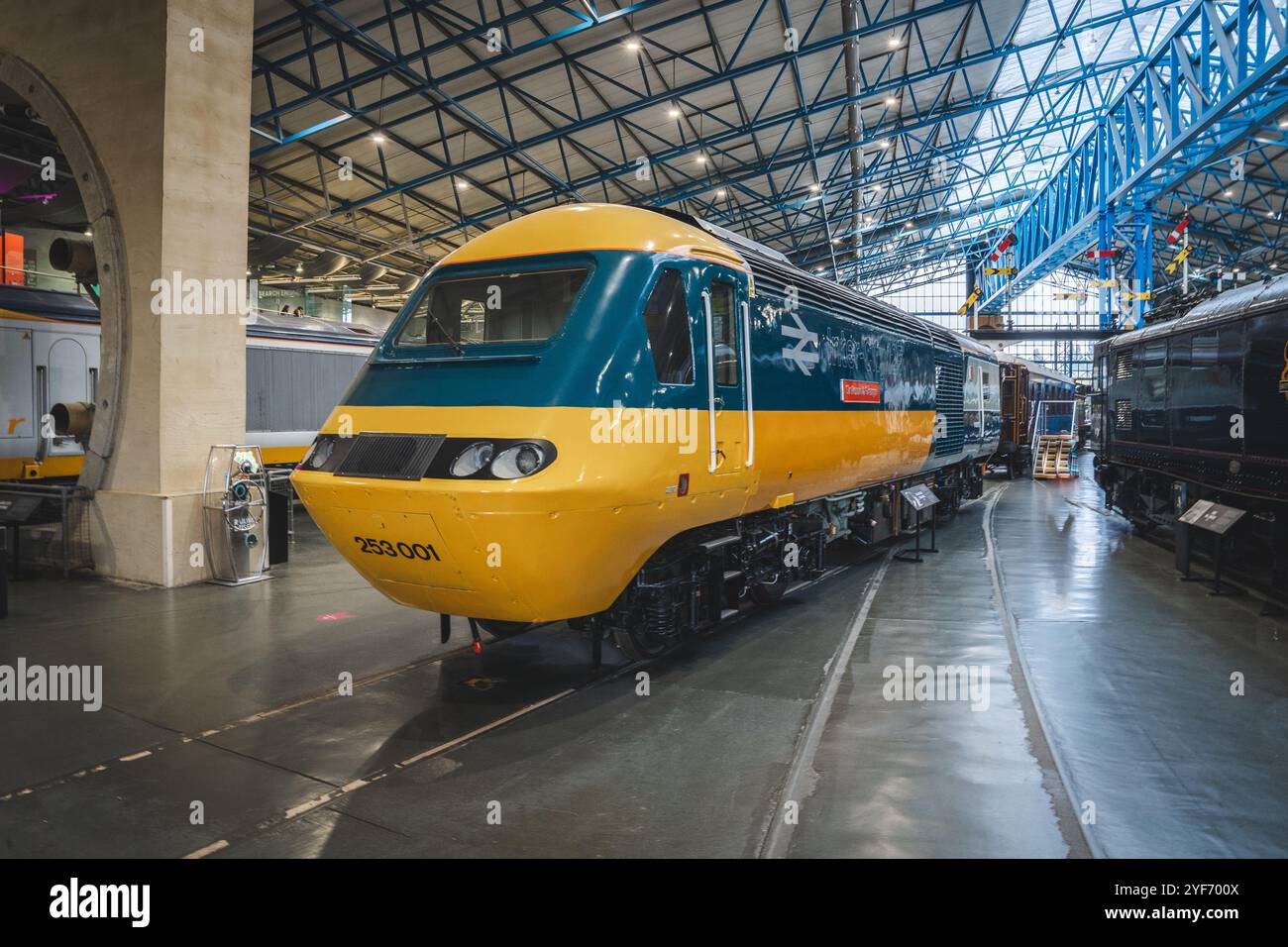 Intercity 125 1970s hi-res stock photography and images - Alamy