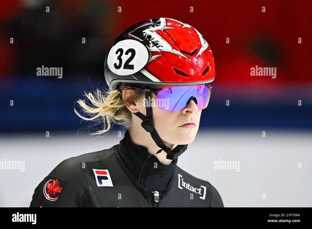 Isu short track world tour hi-res stock photography and images - Alamy