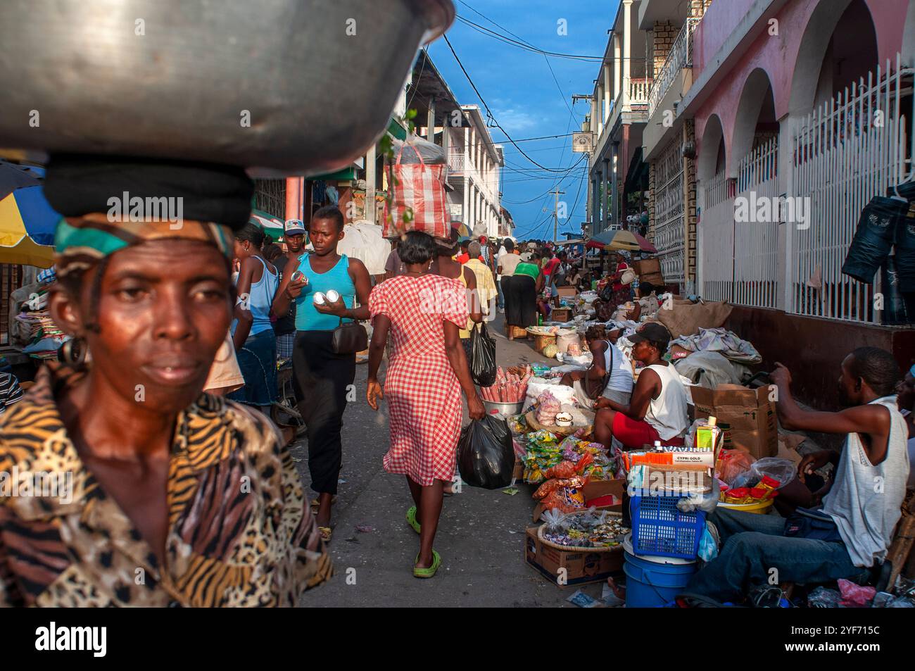 Local market and houses in the historic colonial old town, Jacmel city ...