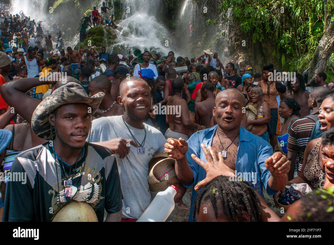 Haiti Voodoo Festival in Saut d'Eau, in Saut d'Eau, Ville Bonheur ...