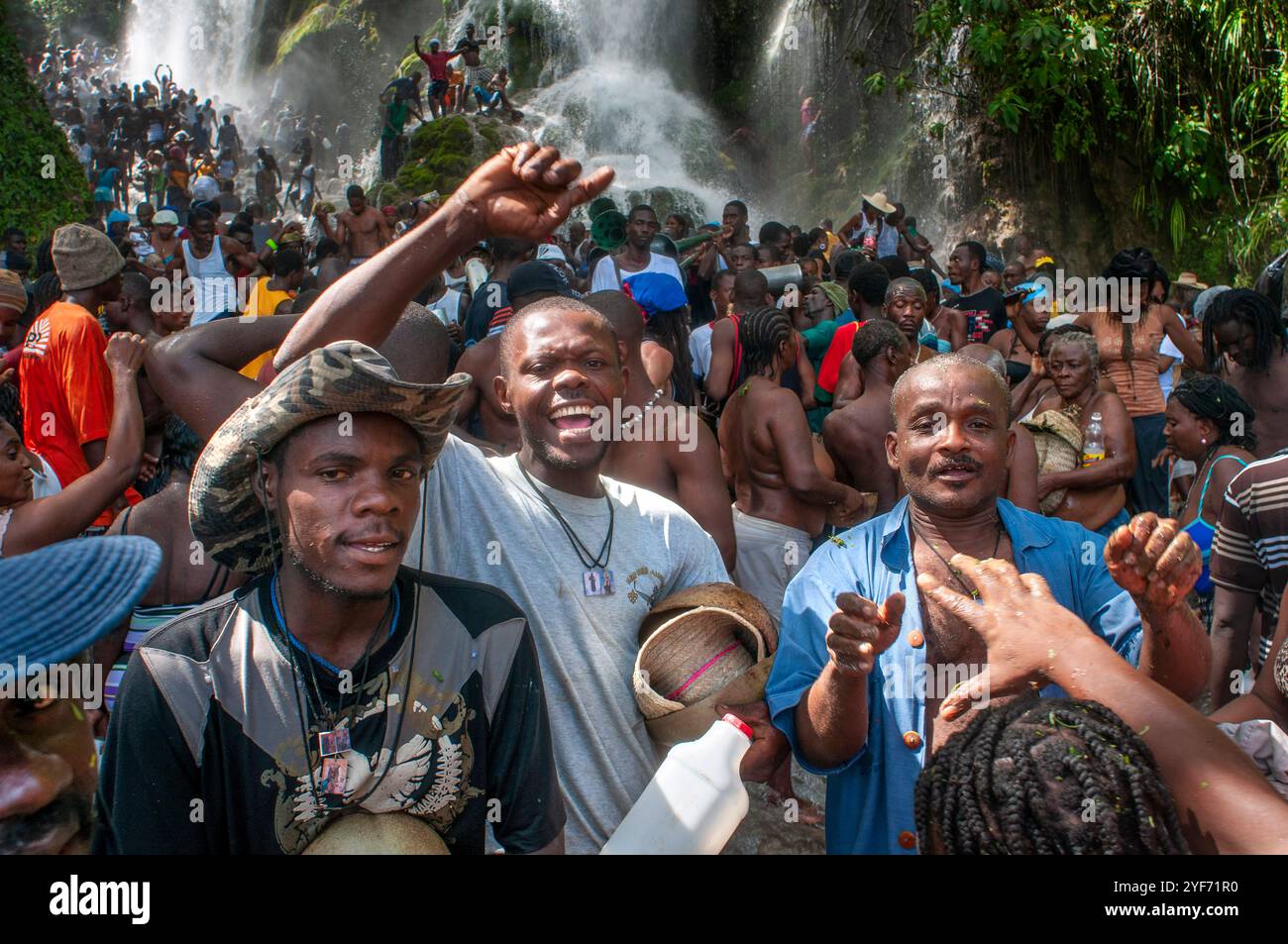 Haiti Voodoo Festival in Saut d'Eau, in Saut d'Eau, Ville Bonheur ...