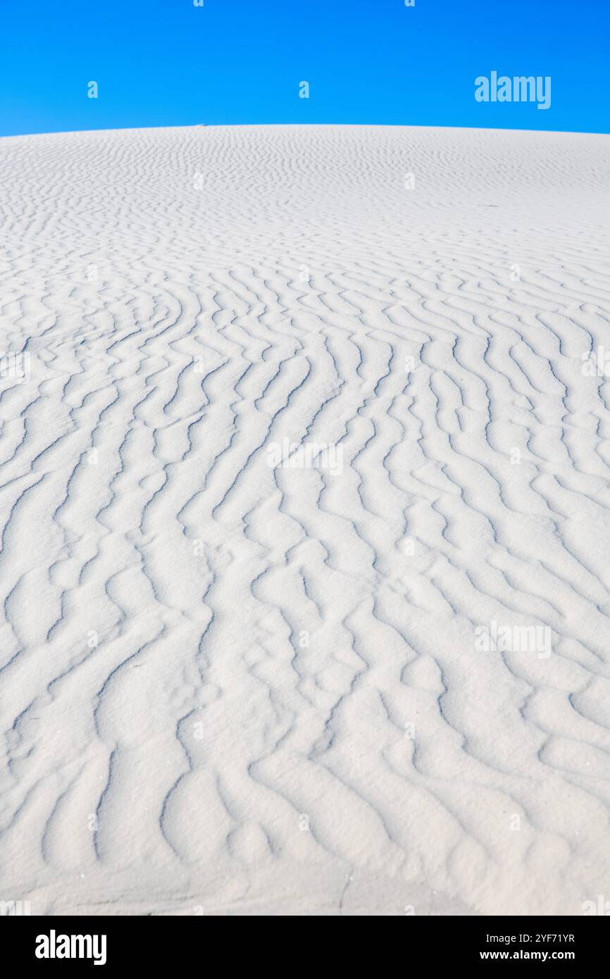 Unique And Abstract Patterns In The Sand At White Sands National Park ...
