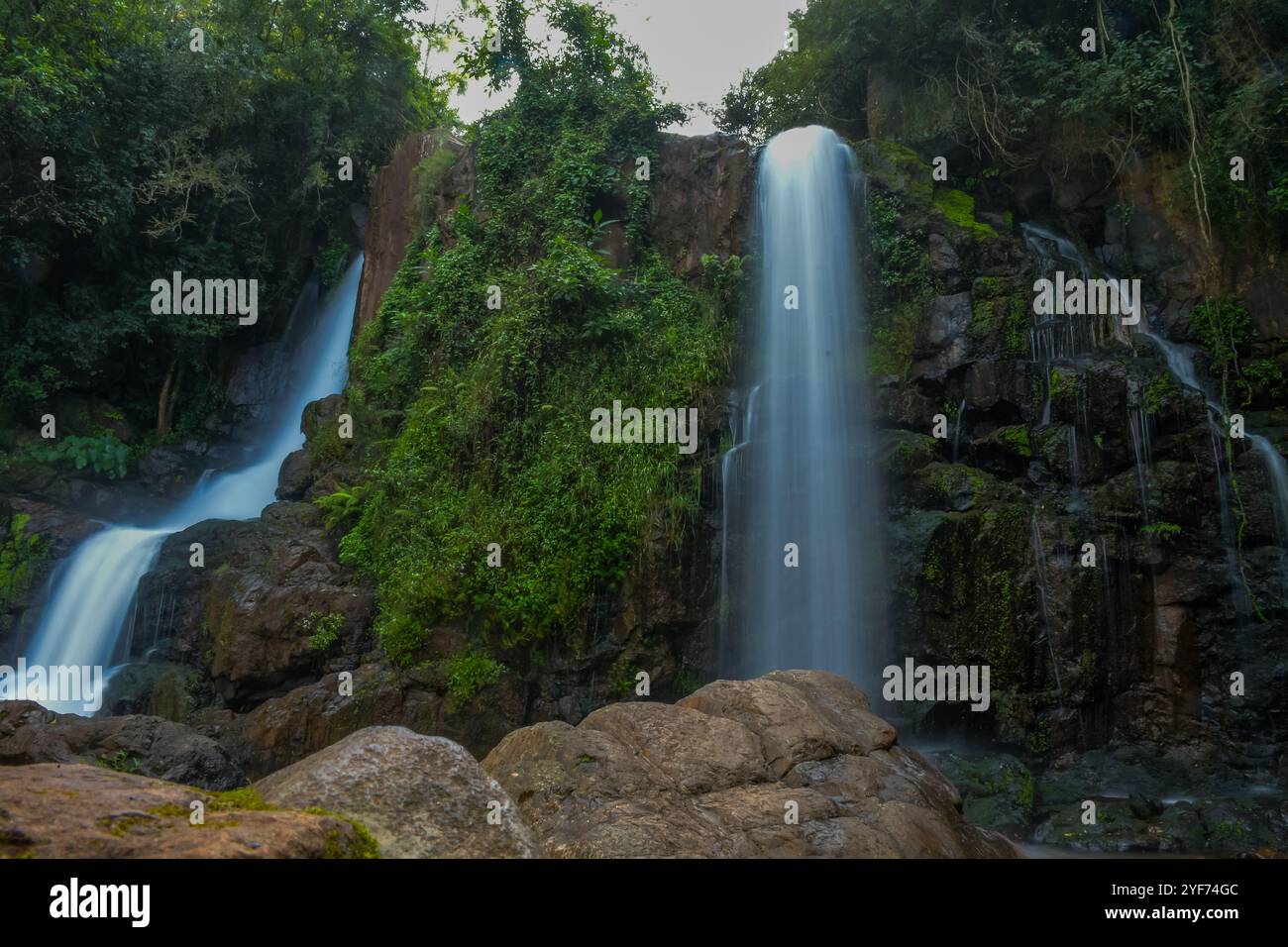 Horseshoe Falls of South Africa are located 4 km off the Old Lydenburg ...