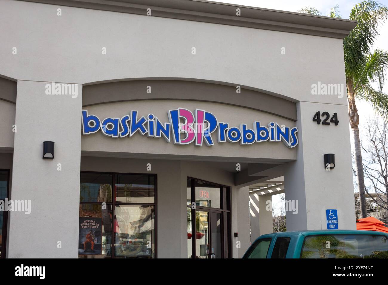 Los Angeles, California, United States - 03-10-2019: A store front sign ...
