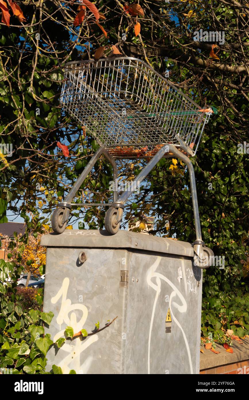 Cart abandoners hi-res stock photography and images - Alamy