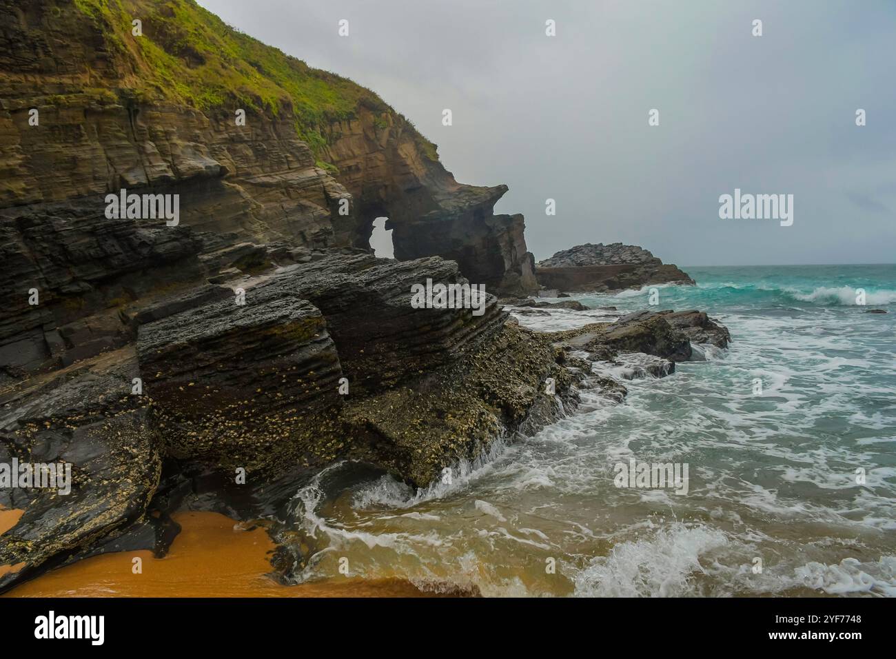 Hole In The Wall in Ballito South Africa, KwaZulu Natal, Dolphin Coast ...