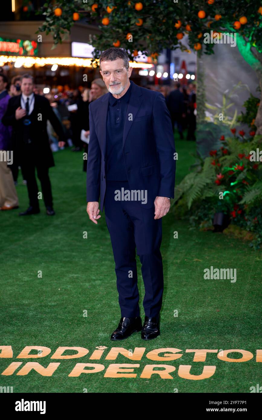 Antonio Banderas poses for photographers upon arrival at the world ...