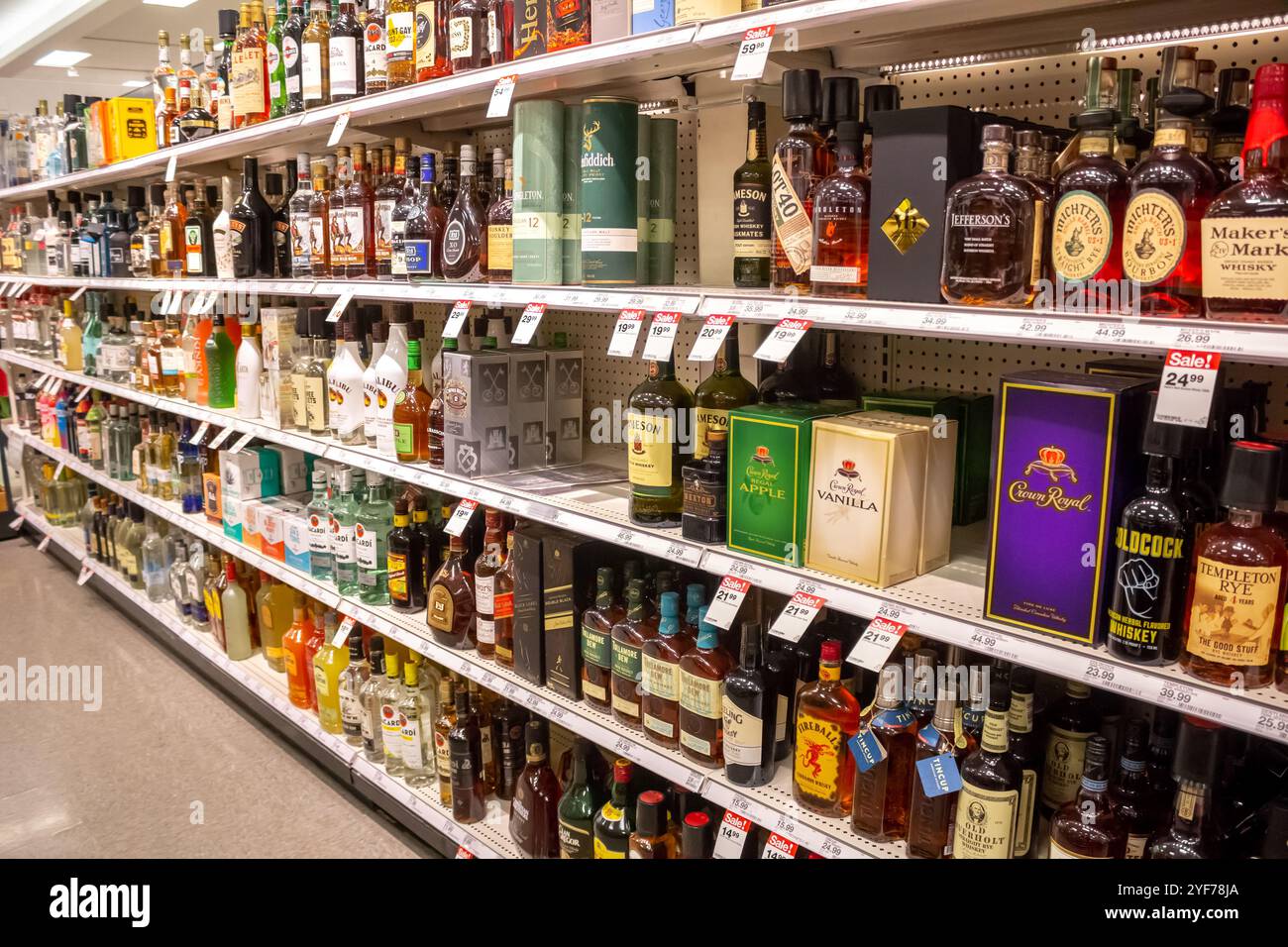 Liquor store los angeles california hi-res stock photography and images ...