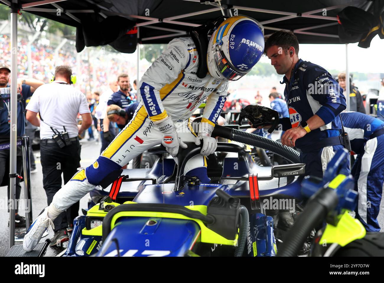 Sao Paulo, Brazil. 03rd Nov, 2024. Franco Colapinto (ARG) Williams Racing FW46 on the grid ...