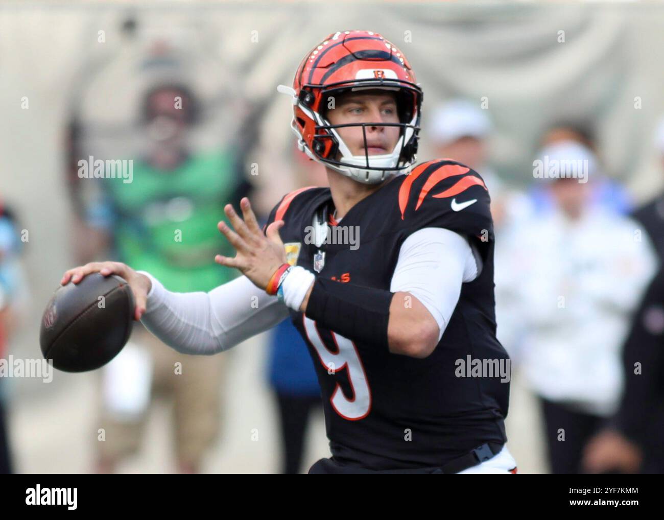 Cincinnati, Ohio, USA. 3rd Nov, 2024. Cincinnati Bengals QB Joe Burrow ...