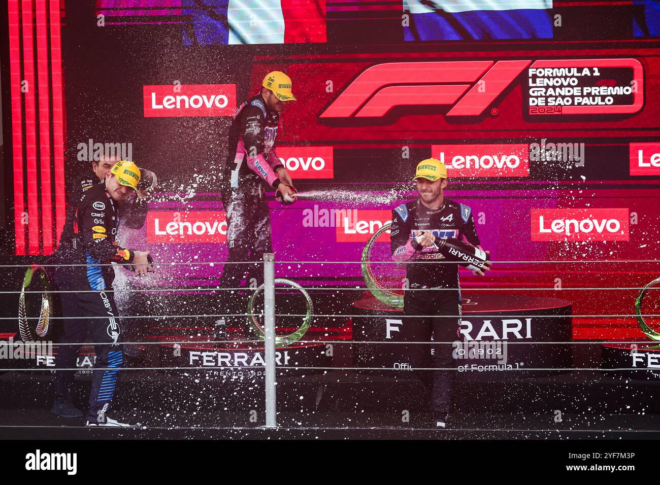 VERSTAPPEN Max (ned), Red Bull Racing RB20, OCON Esteban (fra), Alpine ...